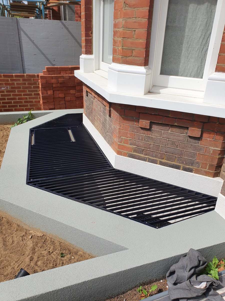 Lightwell surrounds